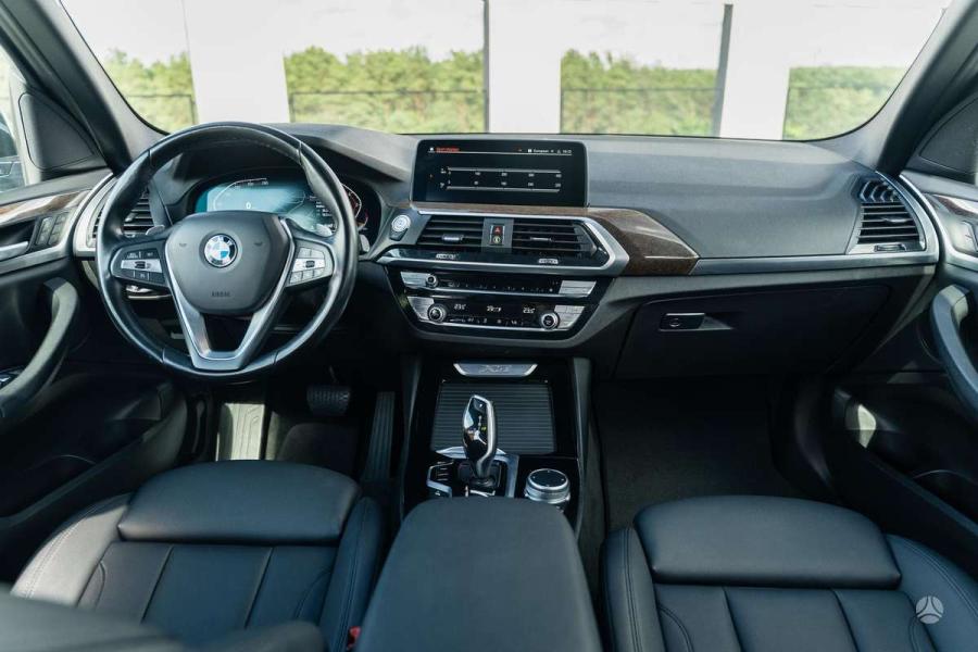 Melns BMW X3 2021 Viļņa, ar dzinēja tilpumu 2.00 L un nobraukumu 110 tūkst. km par 24990 €, foto 26 vietnē AUTOMOTO.COM.LV