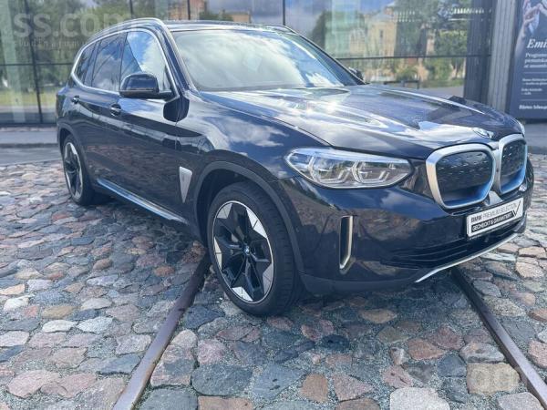 Melns BMW X3 2021 Rīga, ar dzinēja tilpumu 0.00 L un nobraukumu 125 tūkst. km par 29250 €, foto 2 vietnē AUTOMOTO.COM.LV