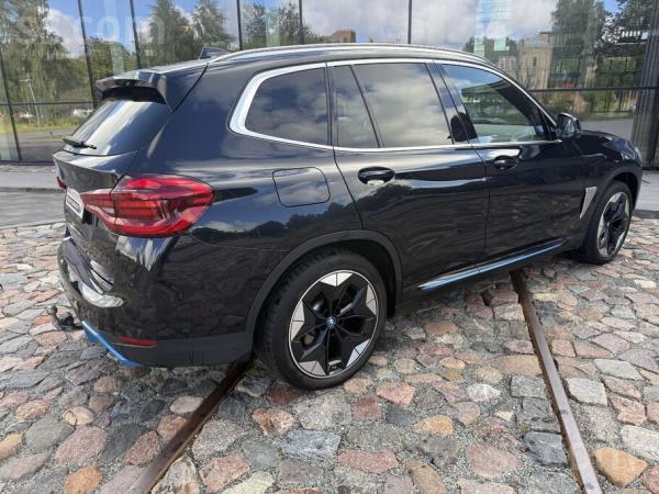 Melns BMW X3 2021 Rīga, ar dzinēja tilpumu 0.00 L un nobraukumu 125 tūkst. km par 29250 €, foto 4 vietnē AUTOMOTO.COM.LV