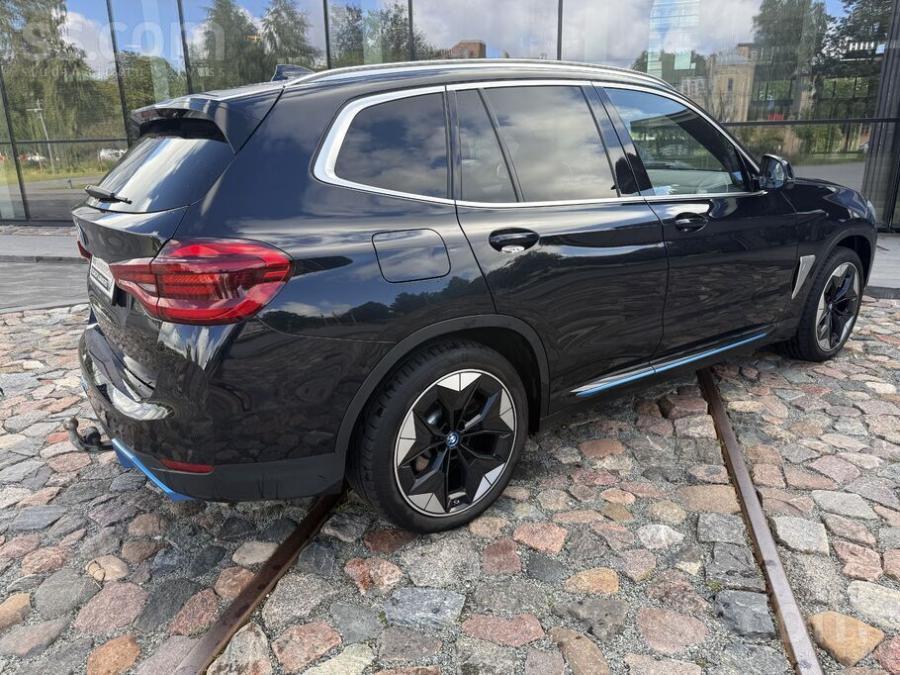 Melns BMW X3 2021 Rīga, ar dzinēja tilpumu 0.00 L un nobraukumu 125 tūkst. km par 29250 €, foto 5 vietnē AUTOMOTO.COM.LV