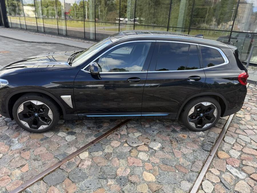 Melns BMW X3 2021 Rīga, ar dzinēja tilpumu 0.00 L un nobraukumu 125 tūkst. km par 29250 €, foto 6 vietnē AUTOMOTO.COM.LV