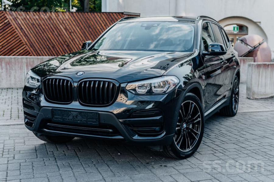 Black BMW X3 2021 in Jelgava, with an engine capacity of 2.00 L and mileage of 165 thousand km for 23900 €, photo 1 on AUTOMOTO.COM.LV