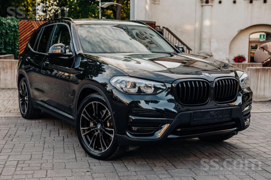 Black BMW X3 2021 in Jelgava, with an engine capacity of 2.00 L and mileage of 165 thousand km for 23900 €, photo 3 on AUTOMOTO.COM.LV