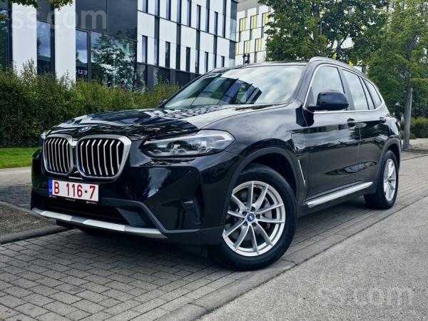 BMW X3 2021 in Riga on AUTOMOTO.COM.LV Black BMW X3 2021 in Riga, with an engine capacity of 2.00 L and mileage of 152 thousand km for 29990 ā¬, photo 1 on AUTOMOTO.COM.LV