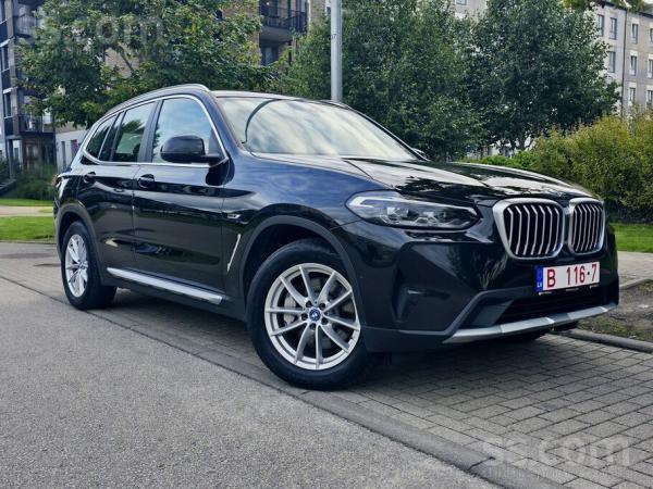 BMW X3 2021 in Riga on AUTOMOTO.COM.LV Black BMW X3 2021 in Riga, with an engine capacity of 2.00 L and mileage of 152 thousand km for 29990 ā¬, photo 4 on AUTOMOTO.COM.LV