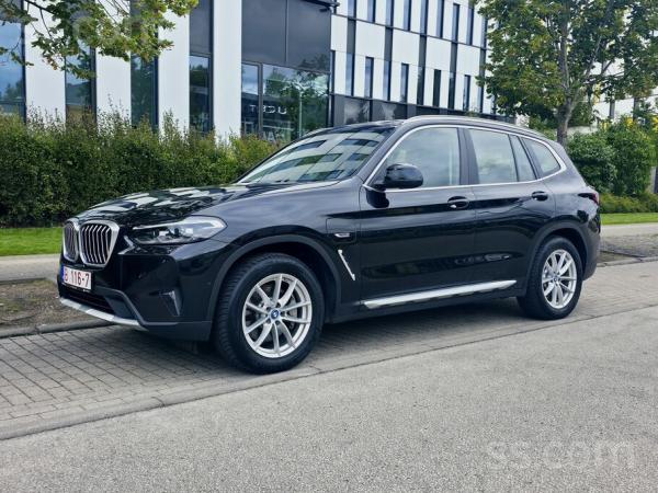 BMW X3 2021 in Riga on AUTOMOTO.COM.LV Black BMW X3 2021 in Riga, with an engine capacity of 2.00 L and mileage of 152 thousand km for 29990 ā¬, photo 11 on AUTOMOTO.COM.LV