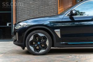 Black BMW X3 2021 in Riga, with an engine capacity of 3.00 L and mileage of 35 thousand km for 36900 €, photo 8 on AUTOMOTO.COM.LV