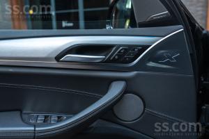 Black BMW X3 2021 in Riga, with an engine capacity of 3.00 L and mileage of 35 thousand km for 36900 €, photo 20 on AUTOMOTO.COM.LV
