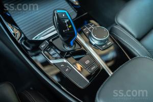 Black BMW X3 2021 in Riga, with an engine capacity of 3.00 L and mileage of 35 thousand km for 36900 €, photo 34 on AUTOMOTO.COM.LV