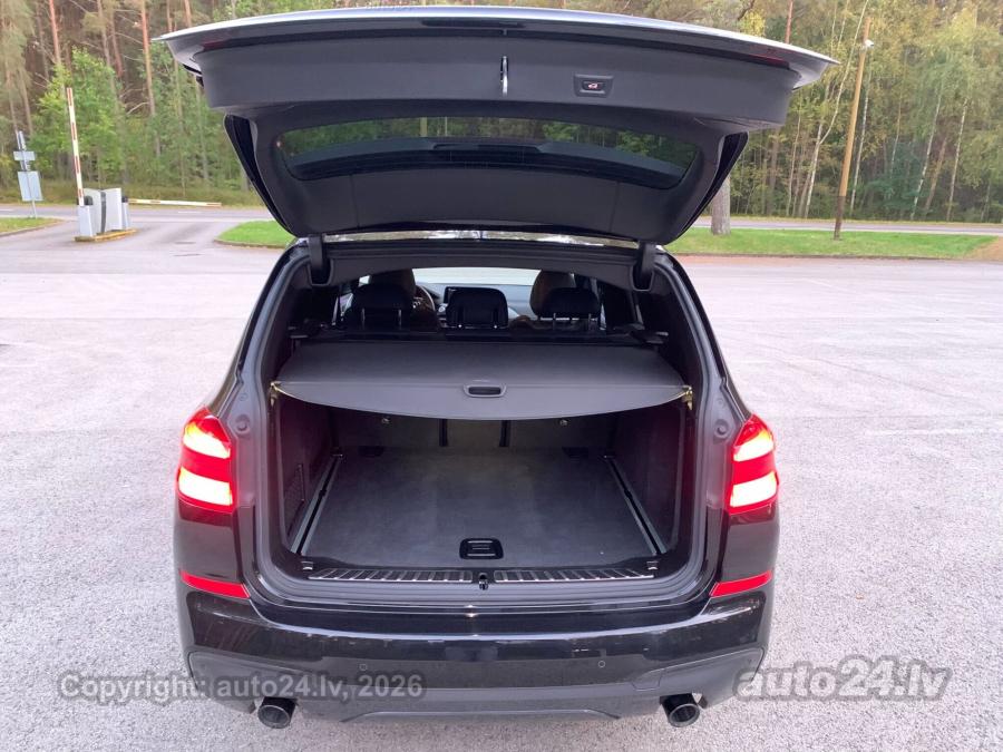 Melns BMW X3 2021 Tallina, ar dzinēja tilpumu 3.00 L un nobraukumu 147 tūkst. km par 34900 €, foto 10 vietnē AUTOMOTO.COM.LV