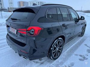Melns BMW X3 2022 Gargždai, ar dzinēja tilpumu 3.00 L un nobraukumu 135 tūkst. km par 33900 €, foto 3 vietnē AUTOMOTO.COM.LV