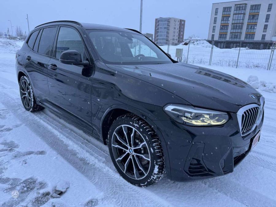 Melns BMW X3 2022 Gargždai, ar dzinēja tilpumu 3.00 L un nobraukumu 135 tūkst. km par 33900 €, foto 4 vietnē AUTOMOTO.COM.LV