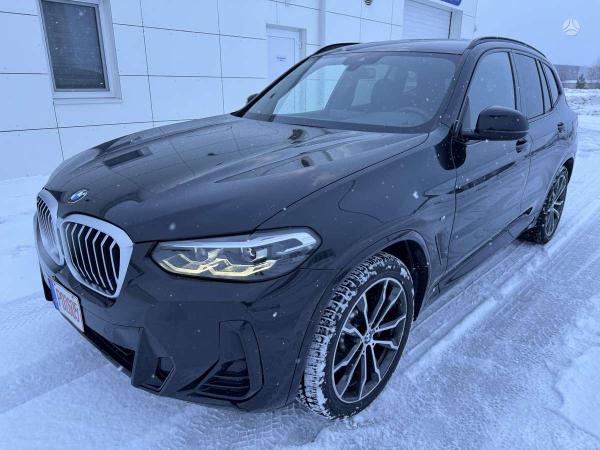 Black BMW X3 2022 in Gargzdai, with an engine capacity of 2.99 L and mileage of 136 thousand km for 33300 €, photo 6 on AUTOMOTO.COM.LV