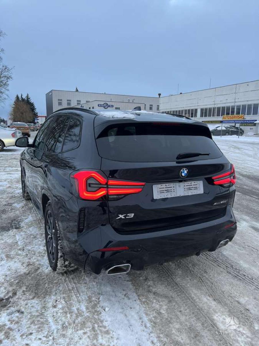 Black BMW X3 2022 in Panevezys, with an engine capacity of 2.00 L and mileage of 67 thousand km for 32000 €, photo 2 on AUTOMOTO.COM.LV