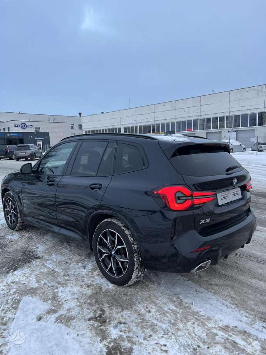 Black BMW X3 2022 in Panevezys, with an engine capacity of 2.00 L and mileage of 67 thousand km for 32000 €, photo 3 on AUTOMOTO.COM.LV