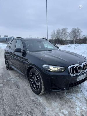Black BMW X3 2022 in Panevezys, with an engine capacity of 2.00 L and mileage of 67 thousand km for 32000 €, photo 7 on AUTOMOTO.COM.LV