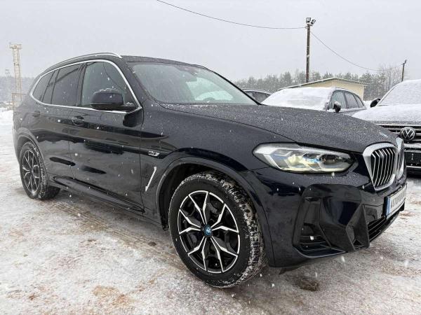 Black BMW X3 2022 in Vilnius, with an engine capacity of 2.00 L and mileage of 180 thousand km for 29900 €, photo 2 on AUTOMOTO.COM.LV