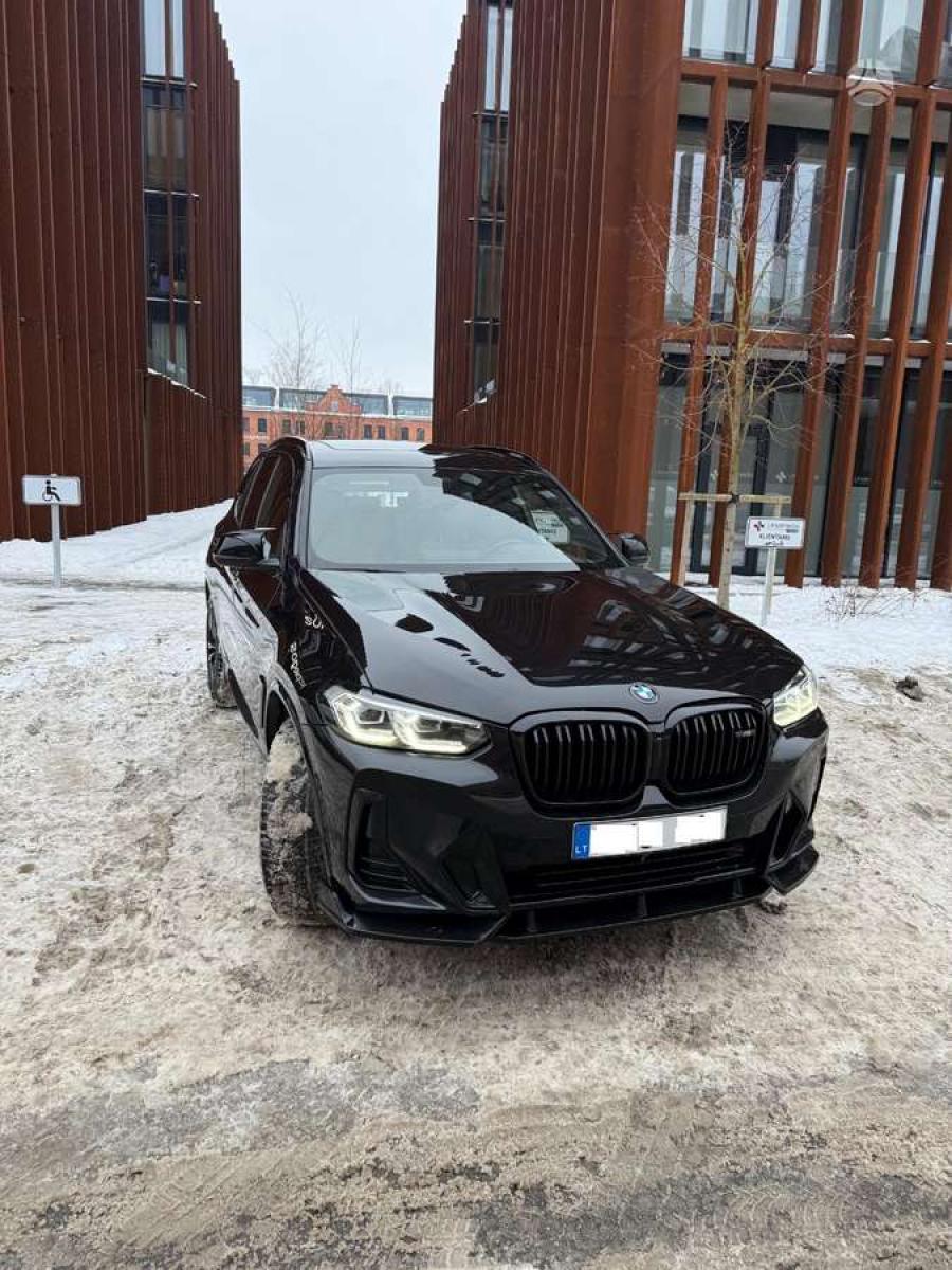 Black BMW X3 2022 in Kaunas, with an engine capacity of 2.00 L and mileage of 75 thousand km for 32500 €, photo 3 on AUTOMOTO.COM.LV