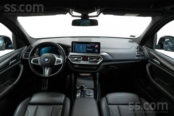 Black BMW X3 2022 in Riga, with an engine capacity of 2.00 L and mileage of 80 thousand km for 42900 €, photo 4 on AUTOMOTO.COM.LV