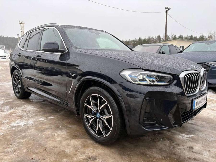 Melns BMW X3 2022 Viļņa, ar dzinēja tilpumu 2.00 L un nobraukumu 180 tūkst. km par 29500 €, foto 2 vietnē AUTOMOTO.COM.LV
