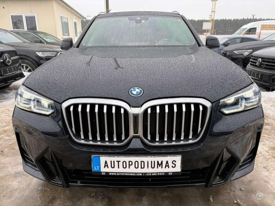 Melns BMW X3 2022 Viļņa, ar dzinēja tilpumu 2.00 L un nobraukumu 180 tūkst. km par 29500 €, foto 3 vietnē AUTOMOTO.COM.LV