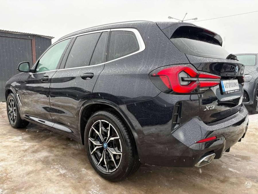 Melns BMW X3 2022 Viļņa, ar dzinēja tilpumu 2.00 L un nobraukumu 180 tūkst. km par 29500 €, foto 8 vietnē AUTOMOTO.COM.LV