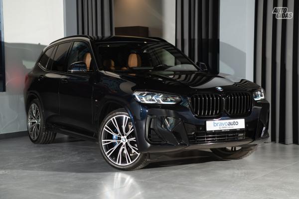 Black BMW X3 2022 in Kaunas, with an engine capacity of 2.00 L and mileage of 88 thousand km for 43992 €, photo 4 on AUTOMOTO.COM.LV
