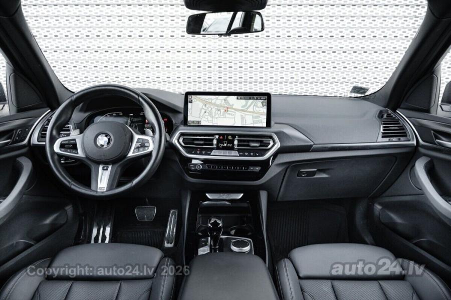 Black BMW X3 2022 in Riga, with an engine capacity of 2.00 L and mileage of 44 thousand km for 43964 €, photo 6 on AUTOMOTO.COM.LV