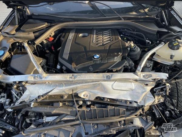 Black BMW X3 2022 in Radviliskis, with an engine capacity of 3.00 L and mileage of 58 thousand km for 17000 €, photo 5 on AUTOMOTO.COM.LV