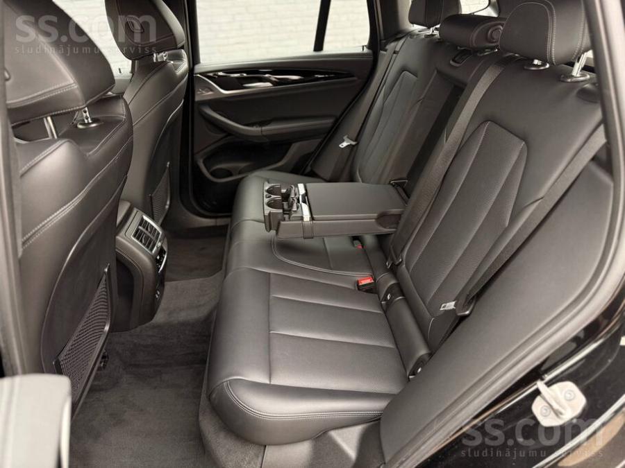 Melns BMW X3 2022 Daugavpils, ar dzinēja tilpumu 2.00 L un nobraukumu 48 tūkst. km par 36800 €, foto 18 vietnē AUTOMOTO.COM.LV