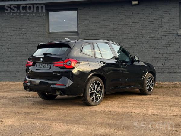 Black BMW X3 2022 in Daugavpils, with an engine capacity of 2.00 L and mileage of 48 thousand km for 36800 €, photo 4 on AUTOMOTO.COM.LV
