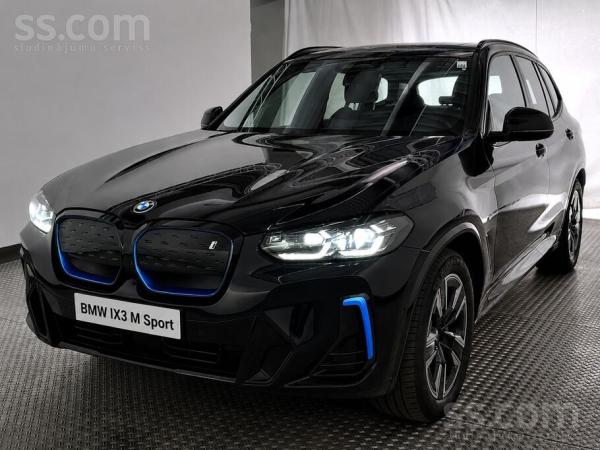 Black BMW X3 2022 in Riga, with an engine capacity of 3.00 L and mileage of 120 thousand km for 33500 €, photo 1 on AUTOMOTO.COM.LV
