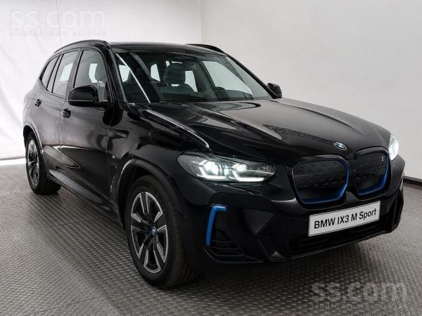 Black BMW X3 2022 in Riga, with an engine capacity of 3.00 L and mileage of 120 thousand km for 33500 €, photo 2 on AUTOMOTO.COM.LV