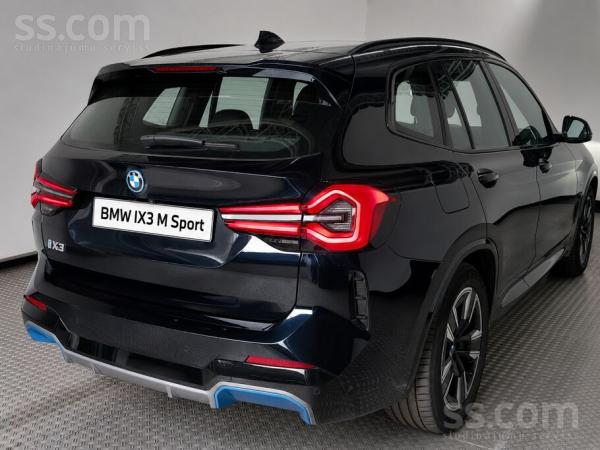 Black BMW X3 2022 in Riga, with an engine capacity of 3.00 L and mileage of 120 thousand km for 33500 €, photo 4 on AUTOMOTO.COM.LV