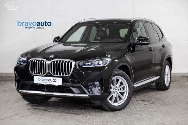 Melns BMW X3 2022 Viļņa, ar dzinēja tilpumu 2.00 L un nobraukumu 150 tūkst. km par 35491 €, foto 1 vietnē AUTOMOTO.COM.LV