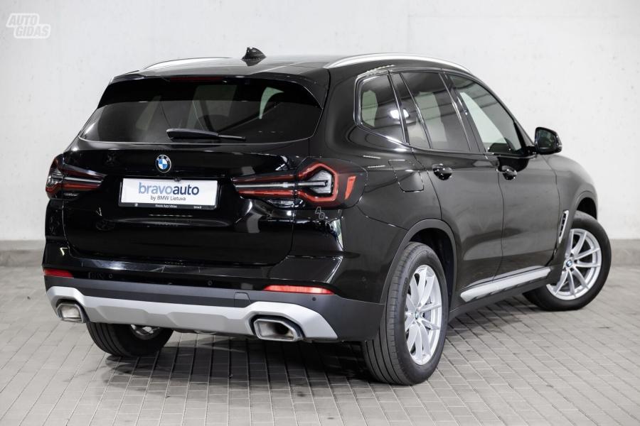 Melns BMW X3 2022 Viļņa, ar dzinēja tilpumu 2.00 L un nobraukumu 150 tūkst. km par 35491 €, foto 10 vietnē AUTOMOTO.COM.LV