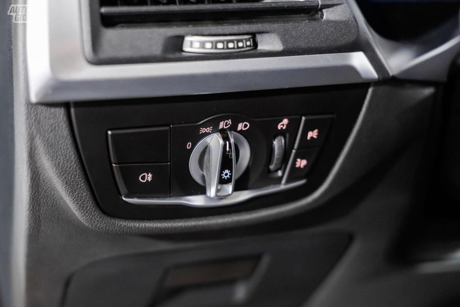 Melns BMW X3 2022 Viļņa, ar dzinēja tilpumu 2.00 L un nobraukumu 150 tūkst. km par 35491 €, foto 25 vietnē AUTOMOTO.COM.LV