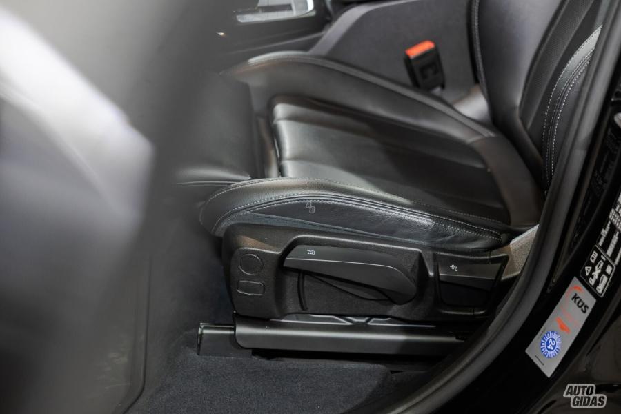 Melns BMW X3 2022 Viļņa, ar dzinēja tilpumu 2.00 L un nobraukumu 150 tūkst. km par 35491 €, foto 29 vietnē AUTOMOTO.COM.LV