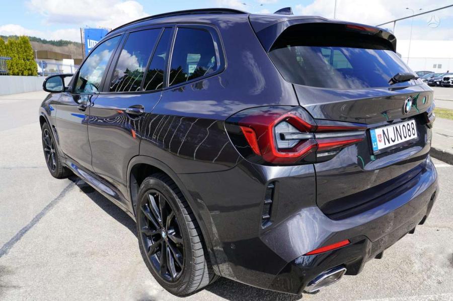 Melns BMW X3 2022 Viļņa, ar dzinēja tilpumu 2.00 L un nobraukumu 50 tūkst. km par 36000 €, foto 4 vietnē AUTOMOTO.COM.LV