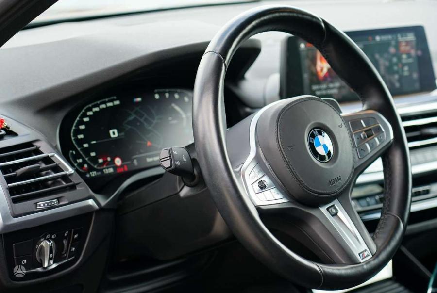 Melns BMW X3 2022 Viļņa, ar dzinēja tilpumu 2.00 L un nobraukumu 50 tūkst. km par 36000 €, foto 15 vietnē AUTOMOTO.COM.LV