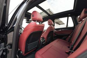 Black BMW X3 2022 in Klaipeda, with an engine capacity of 2.00 L and mileage of 72 thousand km for 33000 €, photo 12 on AUTOMOTO.COM.LV