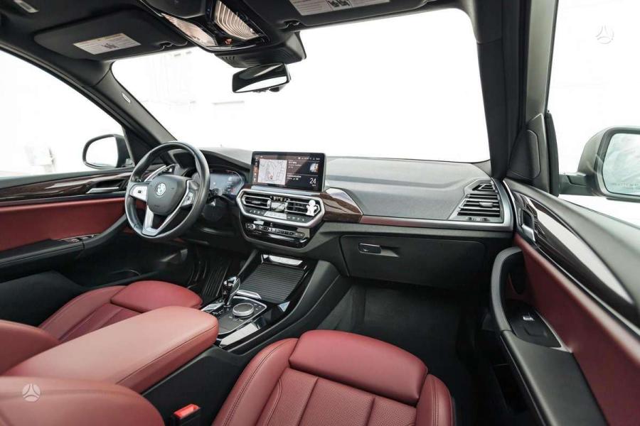 Black BMW X3 2022 in Klaipeda, with an engine capacity of 2.00 L and mileage of 72 thousand km for 33000 €, photo 14 on AUTOMOTO.COM.LV