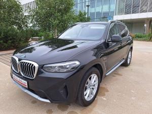 Melns BMW X3 2022 Viļņa, ar dzinēja tilpumu 2.00 L un nobraukumu 165 tūkst. km par 27225 €, foto  vietnē AUTOMOTO.COM.LV