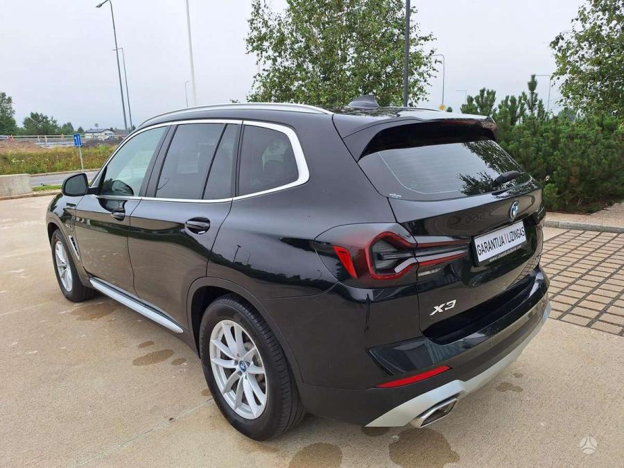 Melns BMW X3 2022 Viļņa, ar dzinēja tilpumu 2.00 L un nobraukumu 165 tūkst. km par 27225 €, foto 7 vietnē AUTOMOTO.COM.LV
