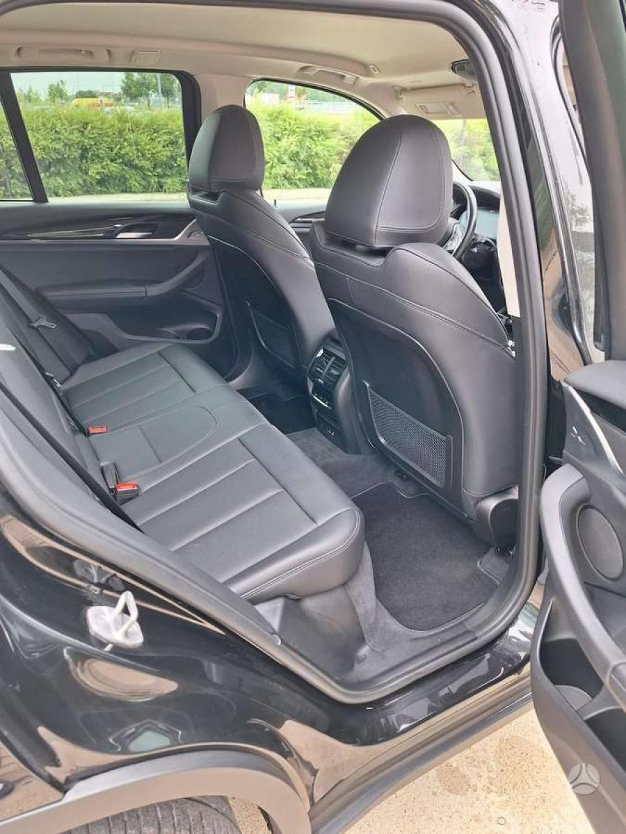 Melns BMW X3 2022 Viļņa, ar dzinēja tilpumu 2.00 L un nobraukumu 165 tūkst. km par 27225 €, foto 18 vietnē AUTOMOTO.COM.LV