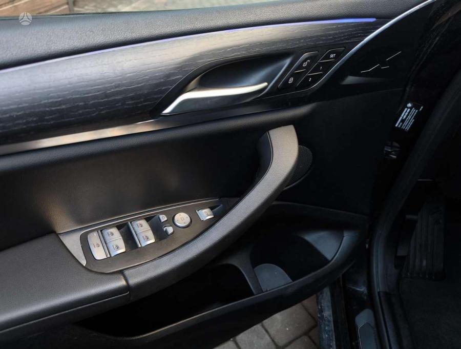 Melns BMW X3 2022 Šauļi, ar dzinēja tilpumu 2.00 L un nobraukumu 62 tūkst. km par 16900 €, foto 12 vietnē AUTOMOTO.COM.LV