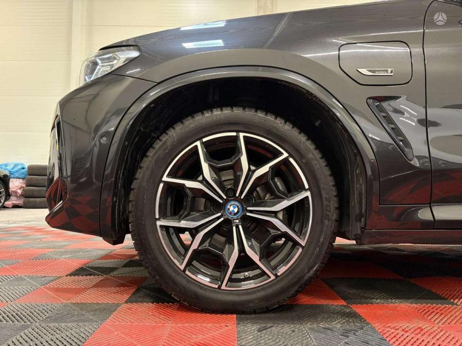 Melns BMW X3 2022 Viļņa, ar dzinēja tilpumu 2.00 L un nobraukumu 122 tūkst. km par 34500 €, foto 10 vietnē AUTOMOTO.COM.LV