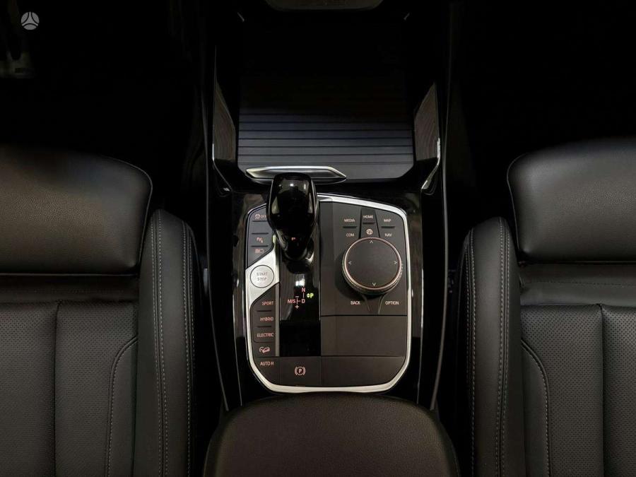 Melns BMW X3 2022 Viļņa, ar dzinēja tilpumu 2.00 L un nobraukumu 122 tūkst. km par 34500 €, foto 22 vietnē AUTOMOTO.COM.LV