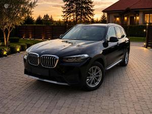 Melns BMW X3 2022 Vievis, ar dzinēja tilpumu 2.00 L un nobraukumu 42 tūkst. km par 35900 €, foto 3 vietnē AUTOMOTO.COM.LV