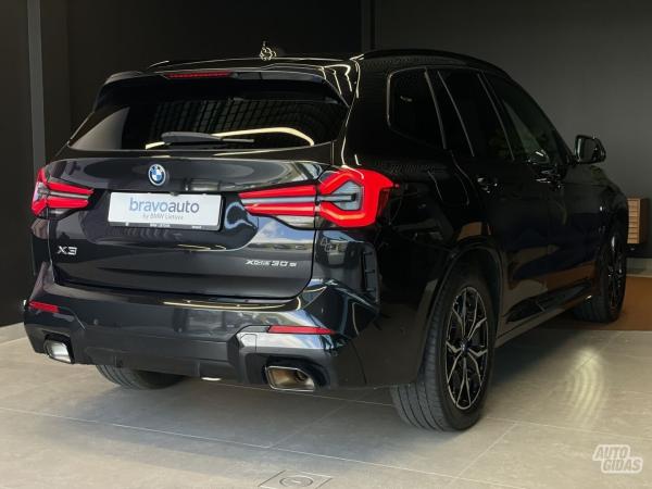 Melns BMW X3 2022 Klaipėda, ar dzinēja tilpumu 2.00 L un nobraukumu 95 tūkst. km par 42991 €, foto 4 vietnē AUTOMOTO.COM.LV